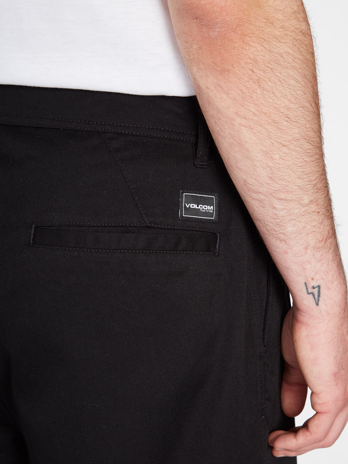 Pleated Chino Trousers - BLACK - Men - Volcom EU – Volcom Europe