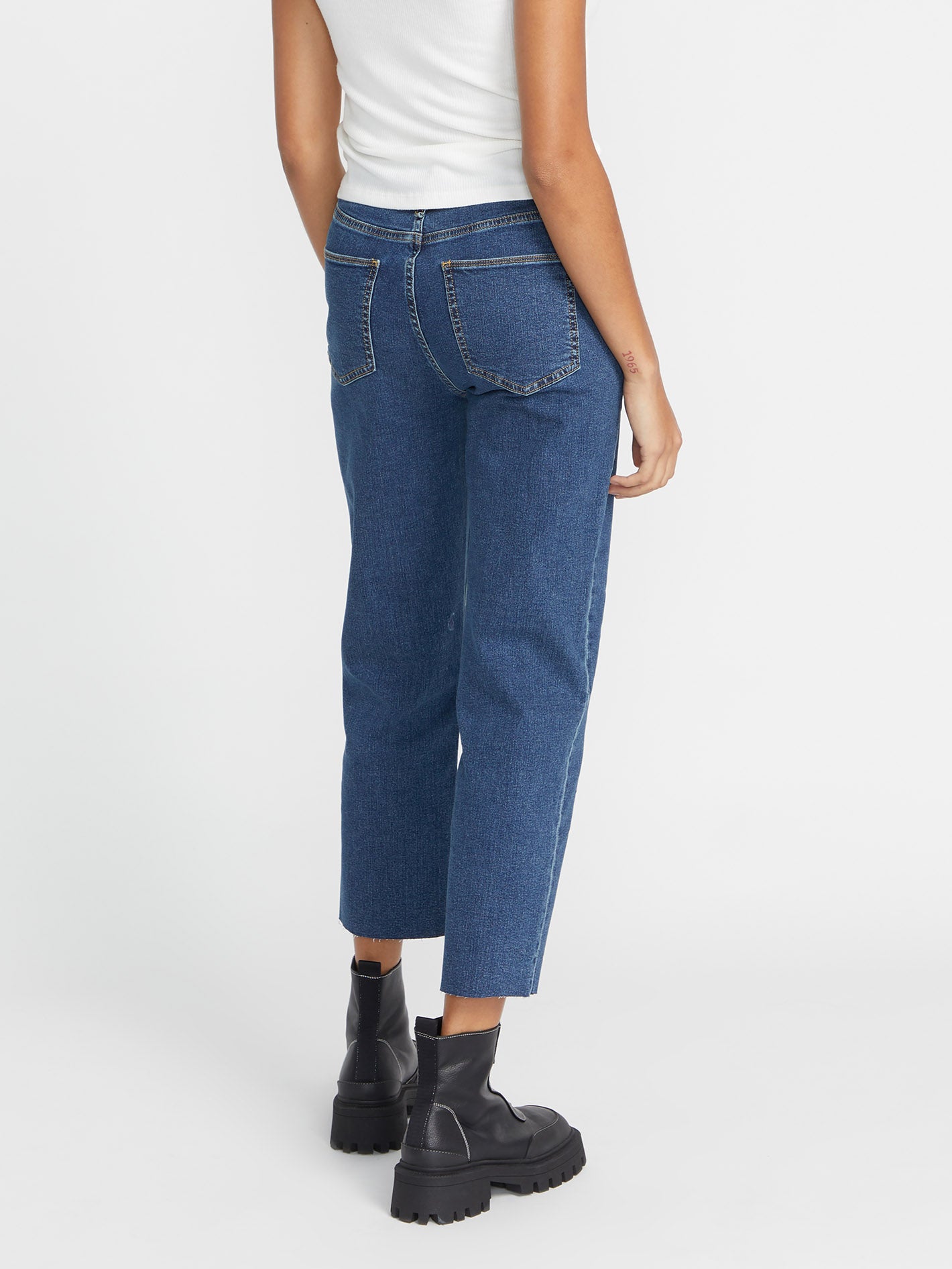 Stoned Straight Jeans - LTWT VINTAGE - Women - Volcom EUROPE – Volcom ...