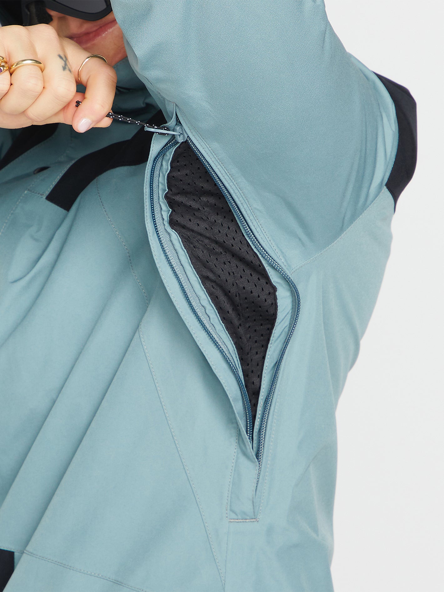 Ell Insulated Gore-Tex Jacket - Green Ash – Volcom Europe